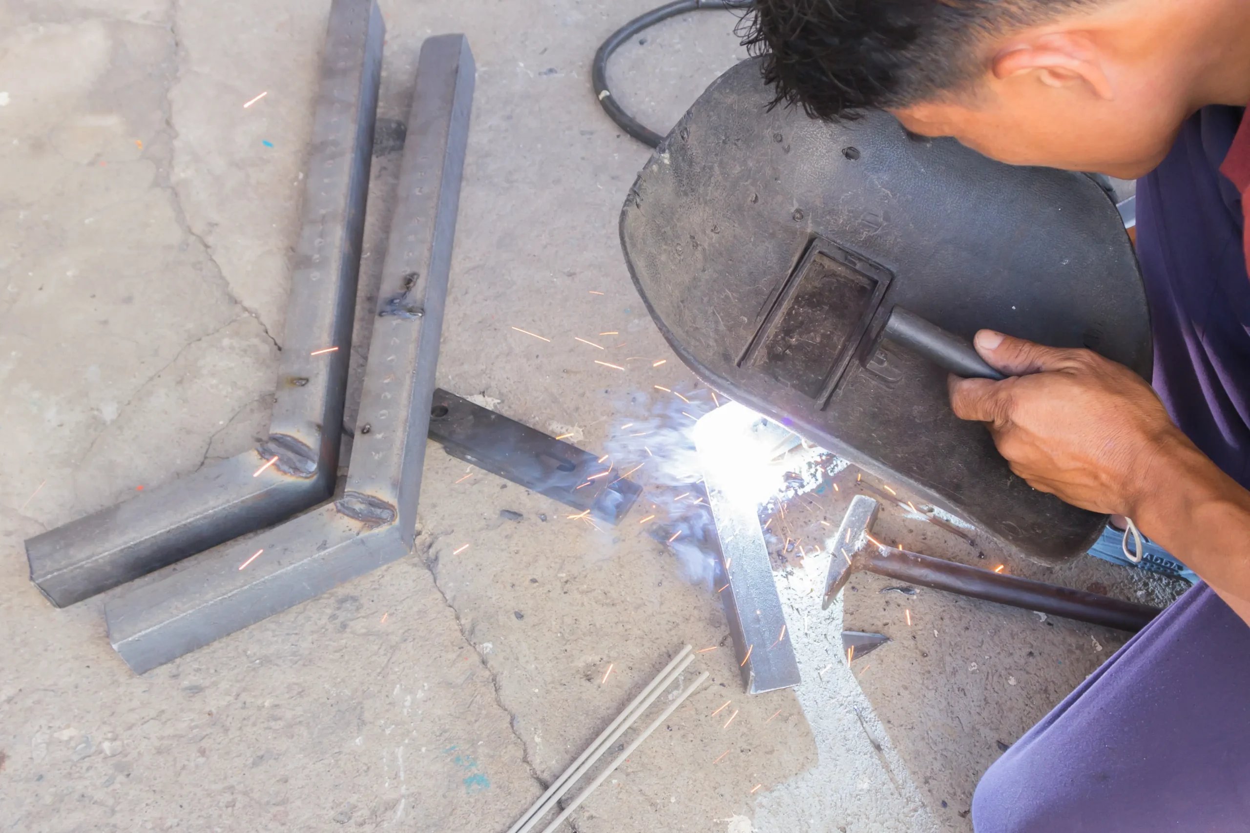 Stick Welding atau MIG? Ini Plus-Minus dari Kedua Metode Pengelasan ...